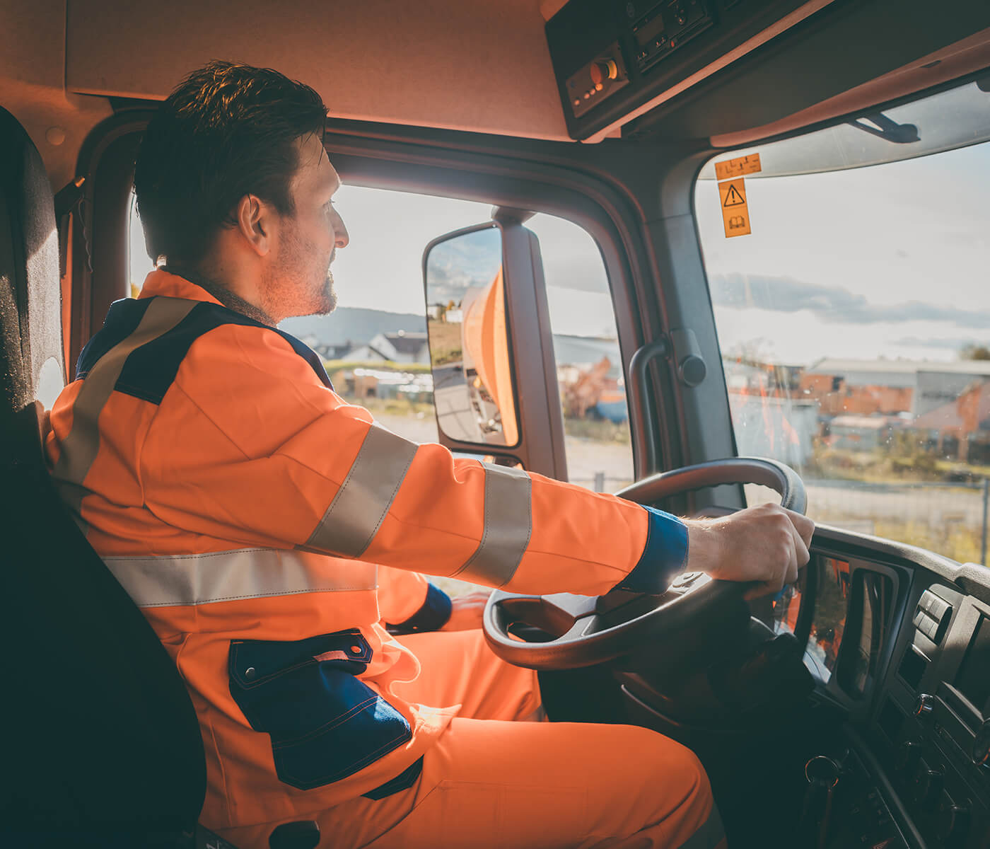 Communicator Application for Fleet Drivers and Managers - Helios Solutions